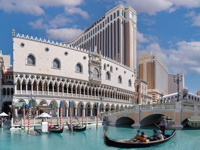 Las Vegas Stores | Hyatt