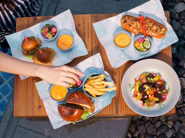 Classic Favourites | Poolhouse at Grand Hyatt Kuala Lumpur