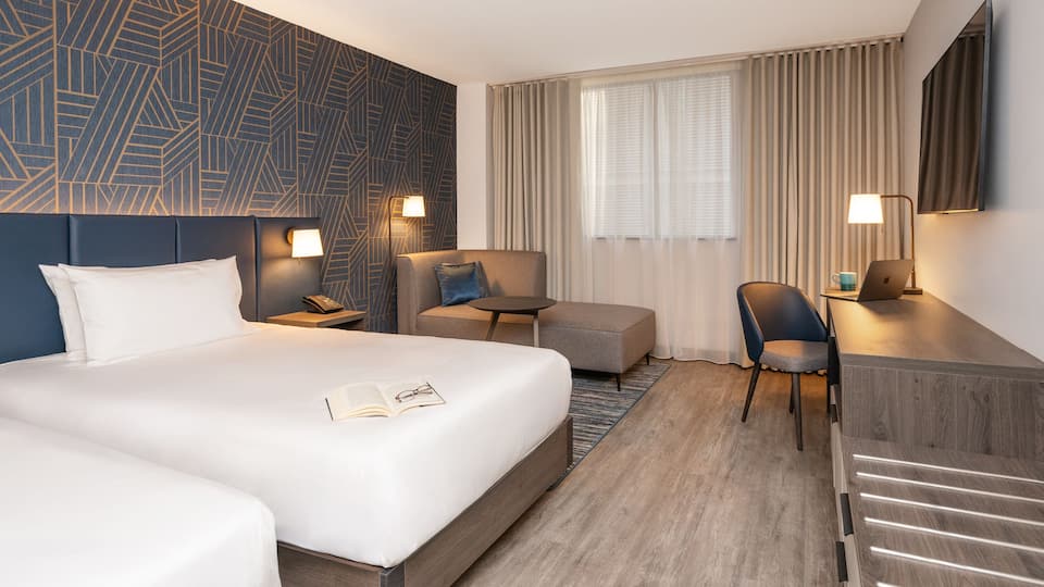 Hotel Room in Leeds City Centre | Hyatt Place Leeds Rooms