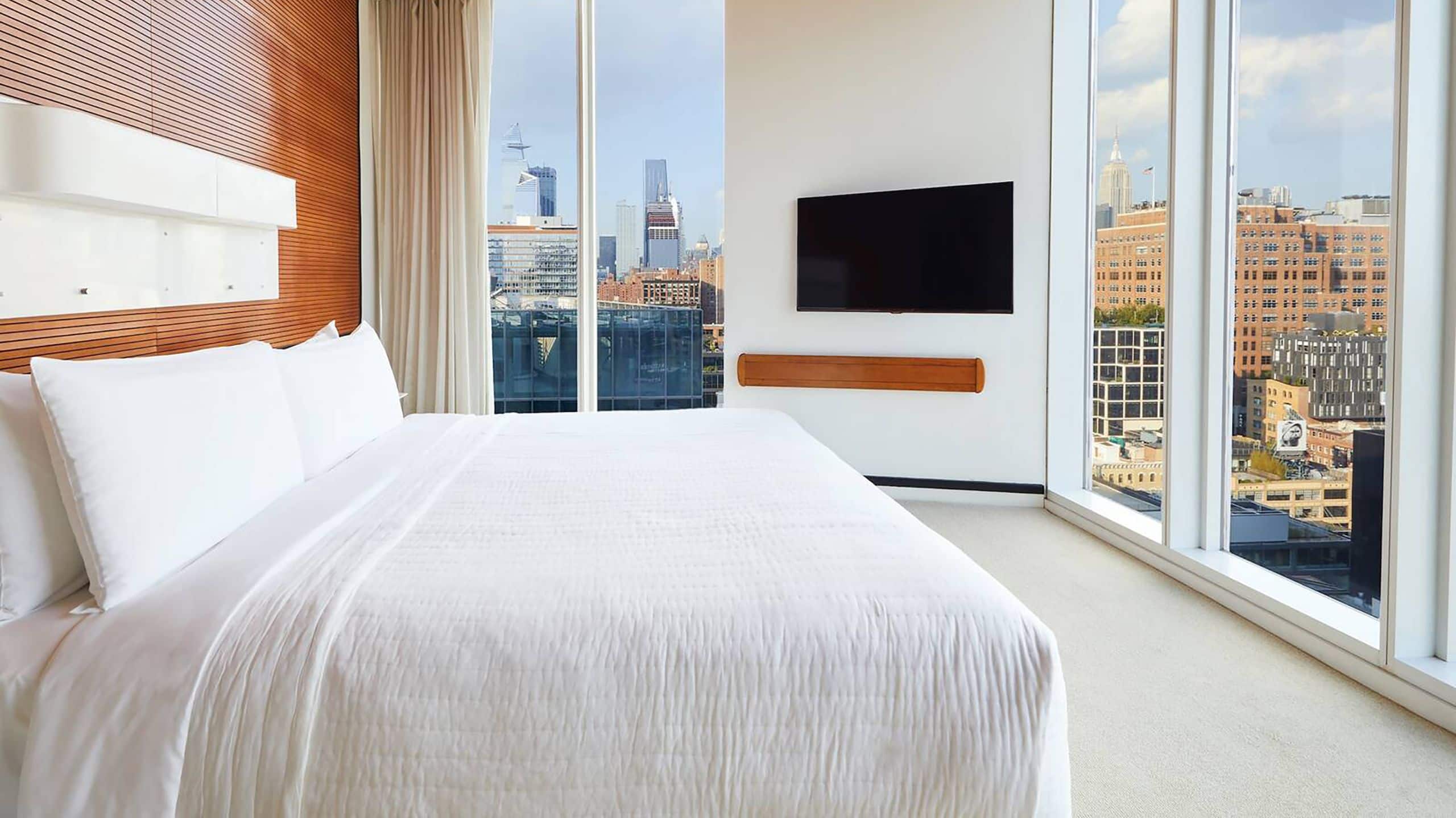 The Standard, High Line | Luxe Hotel Rooms & Suites | Hyatt