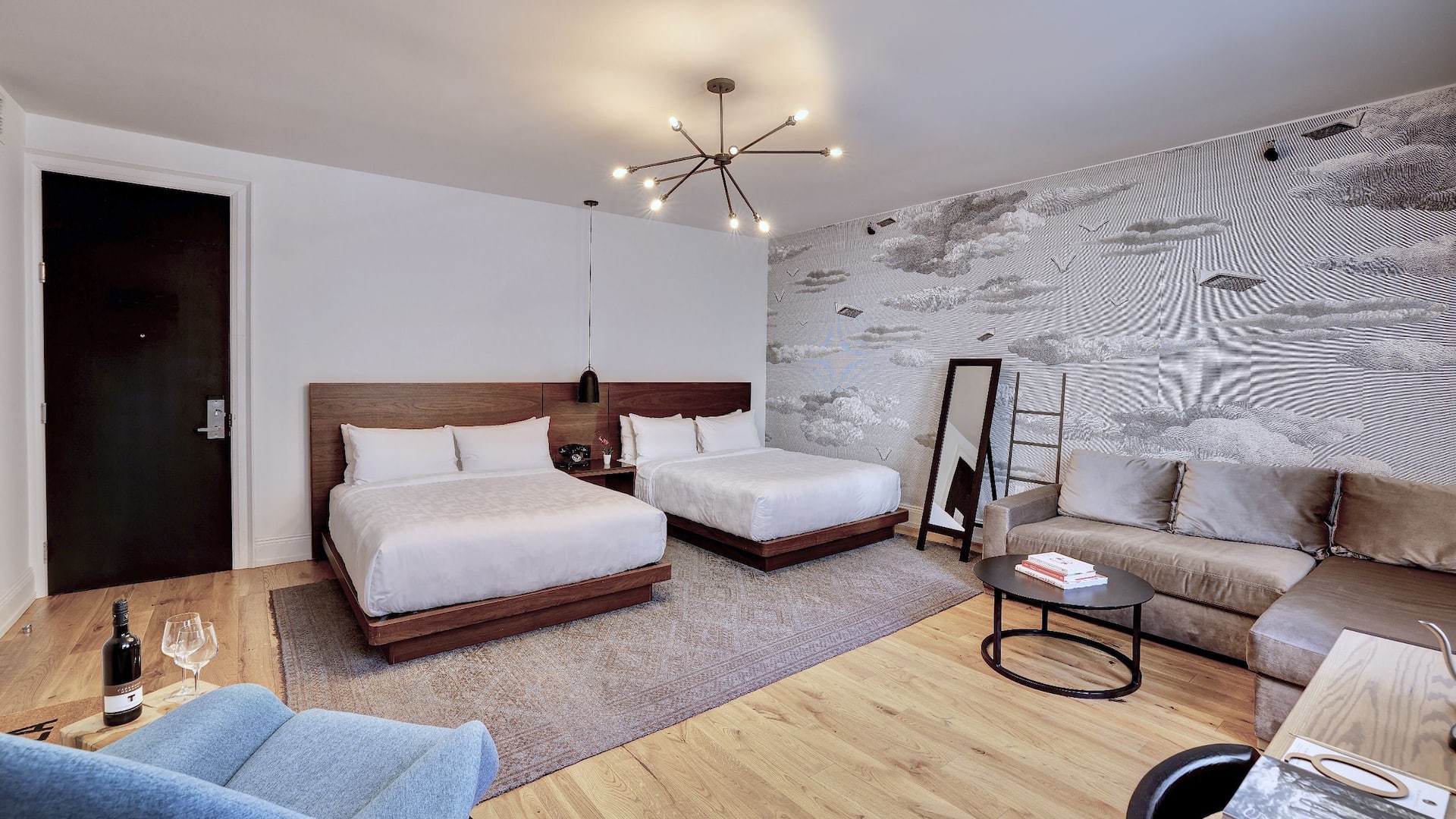 Hotels In Downtown Kitchener-Waterloo, ON | The Walper Hotel