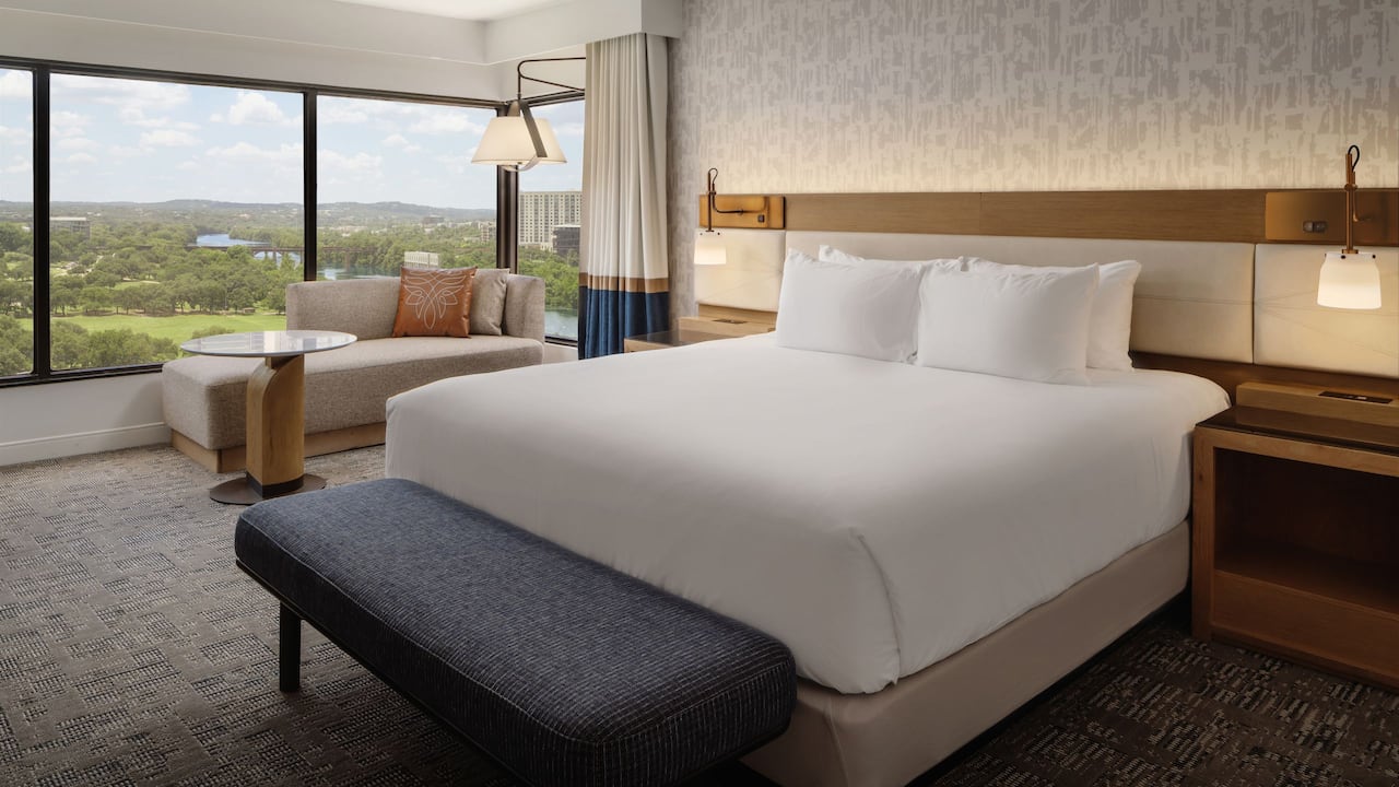 Austin Hotel Rooms With Balconies | Hyatt Regency Austin