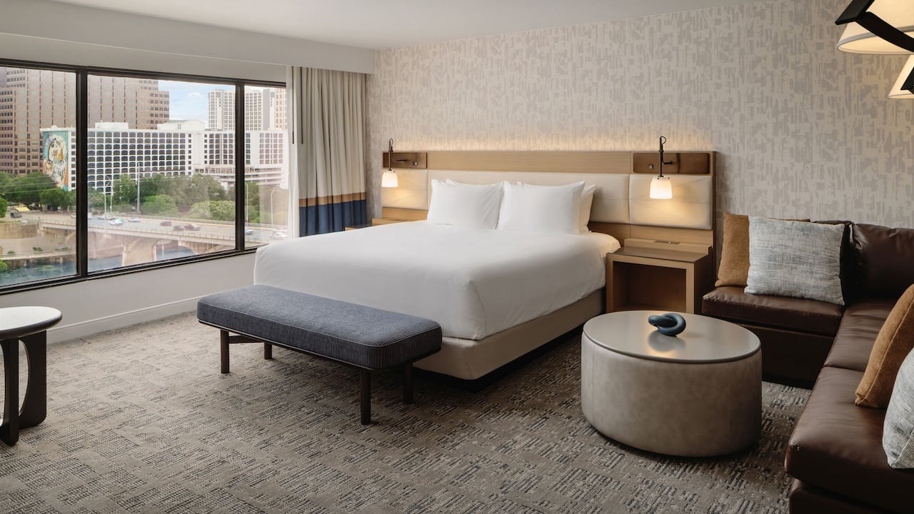 Austin Hotel Rooms With Balconies | Hyatt Regency Austin