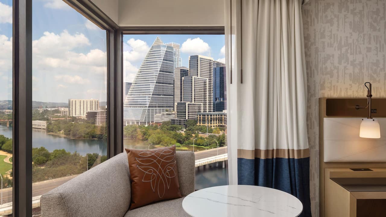 Austin Hotel Rooms With Balconies | Hyatt Regency Austin