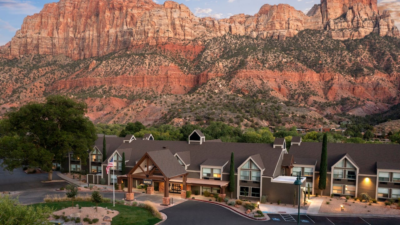 Zion National Park Hotel Photos | Hyatt Place Springdale / Zion ...